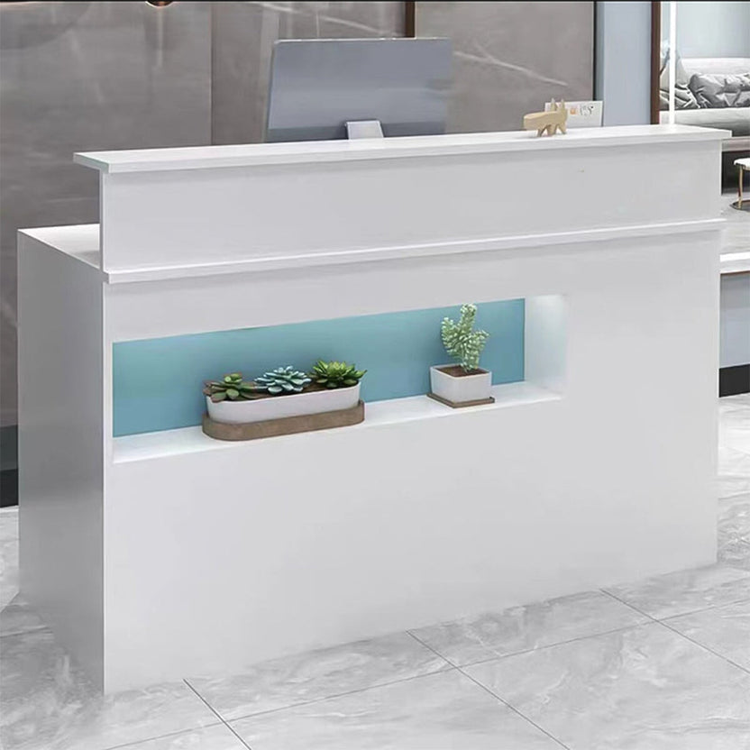 激安業務家具と言えば TOMOKAGU デザインと素材にこだわった確かな品質、 圧倒的バリエーションながら驚安の業務家具。会社 の開設拡張